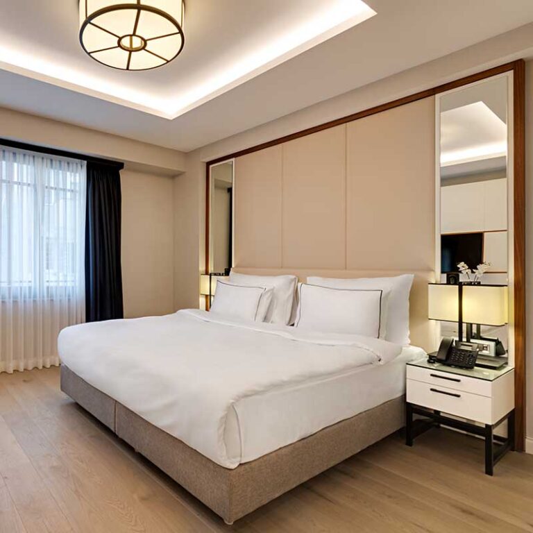 ROOMS - Gleam Collection